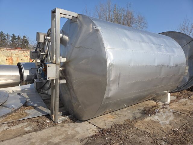 Rezervoar za skladištenje
30m3 stainless steel tank with heating coils