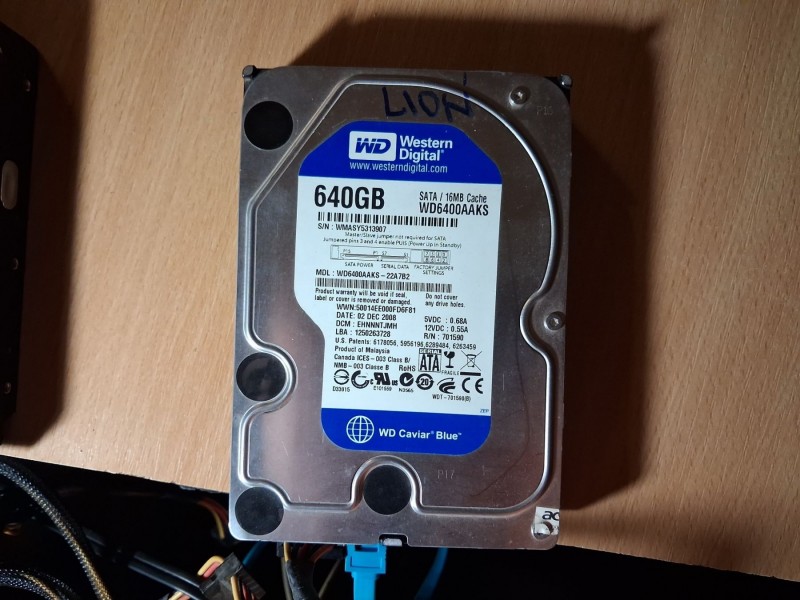 Western Digital Blue 640GB SATA 3.5" HDD