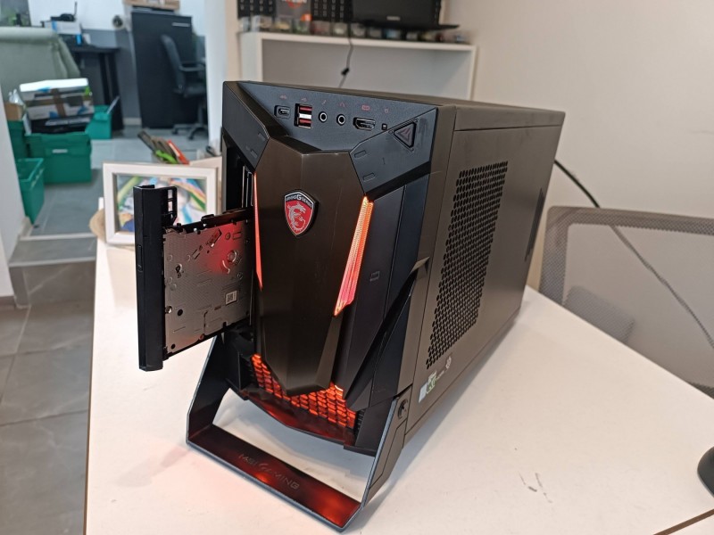MSI Prebuilt mini racunar MSI NightBlade 3