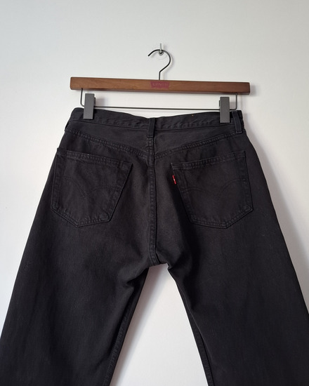 Levis 501 vintage crne farmerke W33 L30