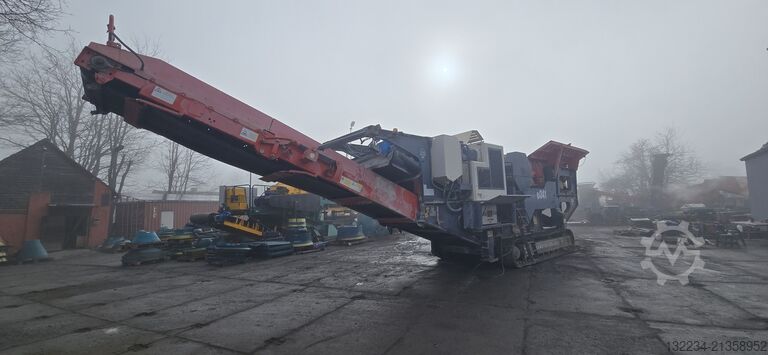 Mobilna čeljusna drobilica na gusenicama
Sandvik Coromant QJ341 jaw crusher