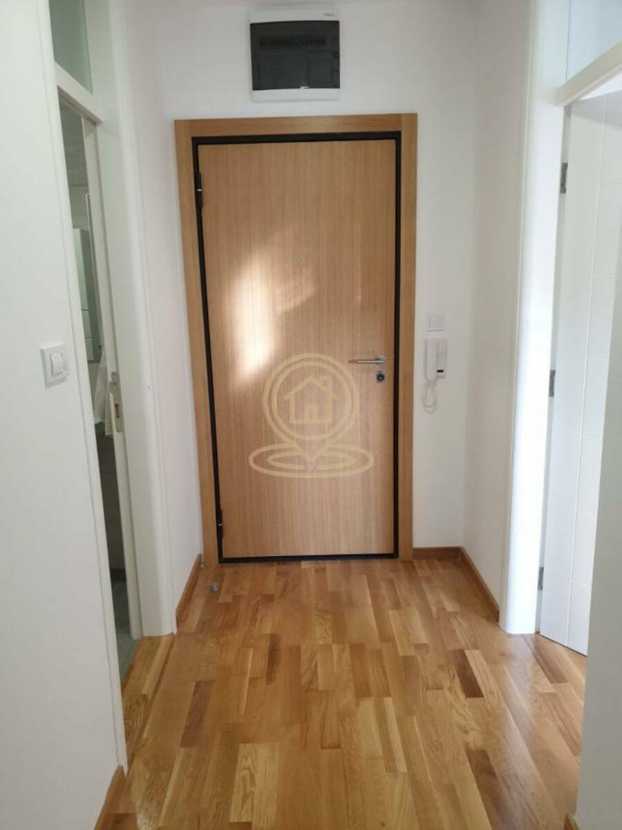 Jednoiposoban stan, Novi Sad | Izdavanje · 41m² · 400€