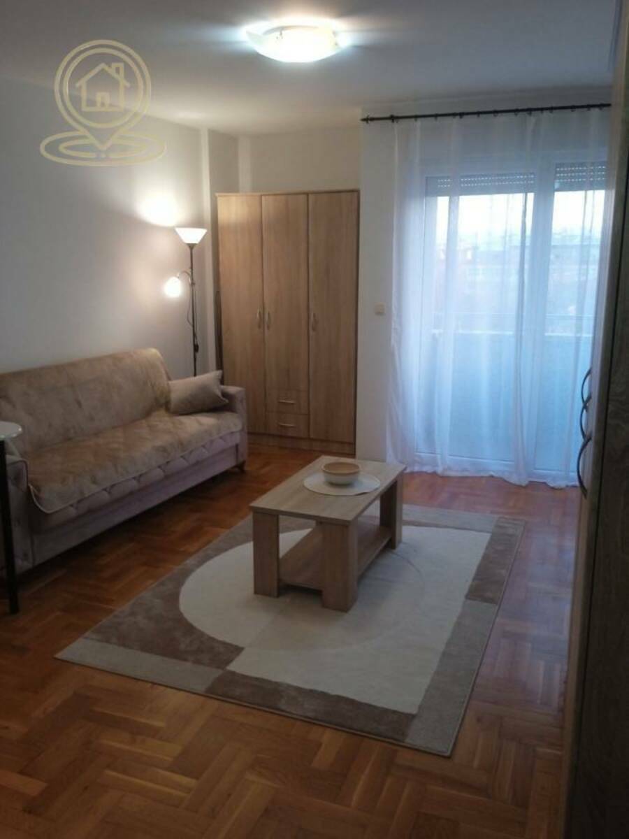 Jednosoban stan, Novi Sad | Izdavanje · 29m² · 300€