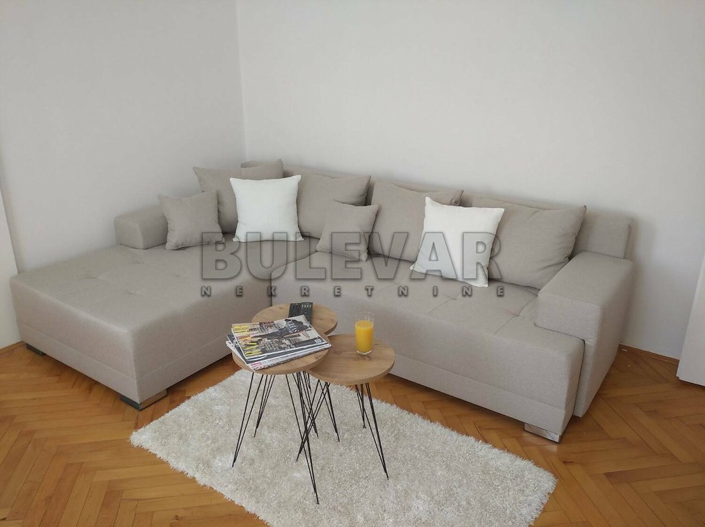 Jednosoban stan, Niš - Dom zdravlja | Izdavanje · 36m² · 300€