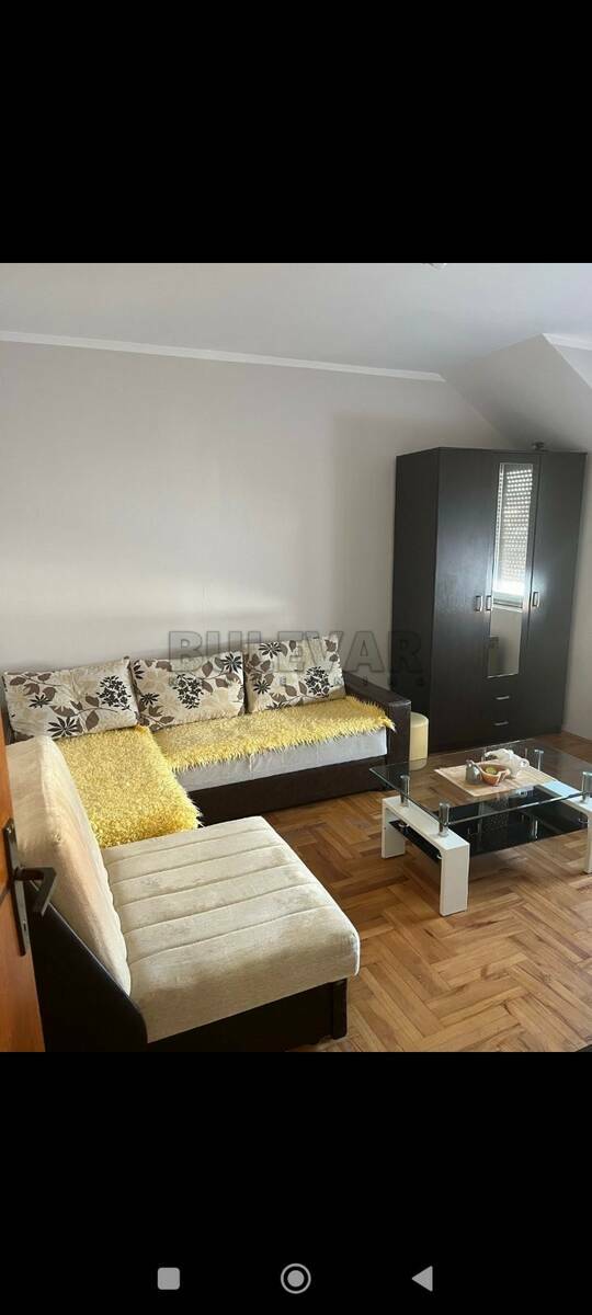 Jednosoban stan, Niš - Centar | Izdavanje · 32m² · 270€