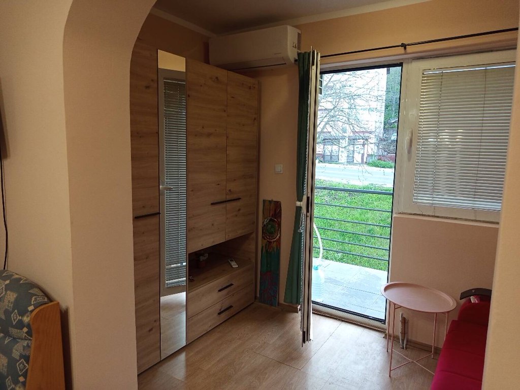 Jednosoban stan, Beograd - Kneževac | Izdavanje · 27m² · 280€