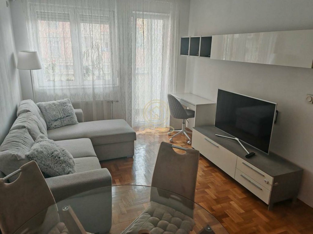 Dvosoban stan, Novi Sad | Izdavanje · 42m² · 500€