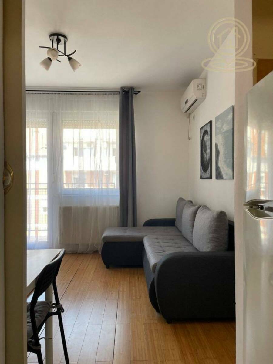 Jednoiposoban stan, Novi Sad | Izdavanje · 34m² · 330€