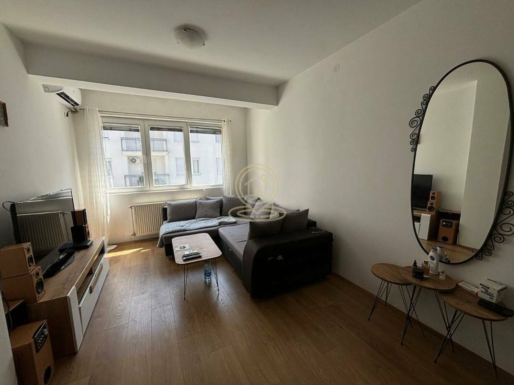 Jednoiposoban stan, Novi Sad | Izdavanje · 47m² · 400€