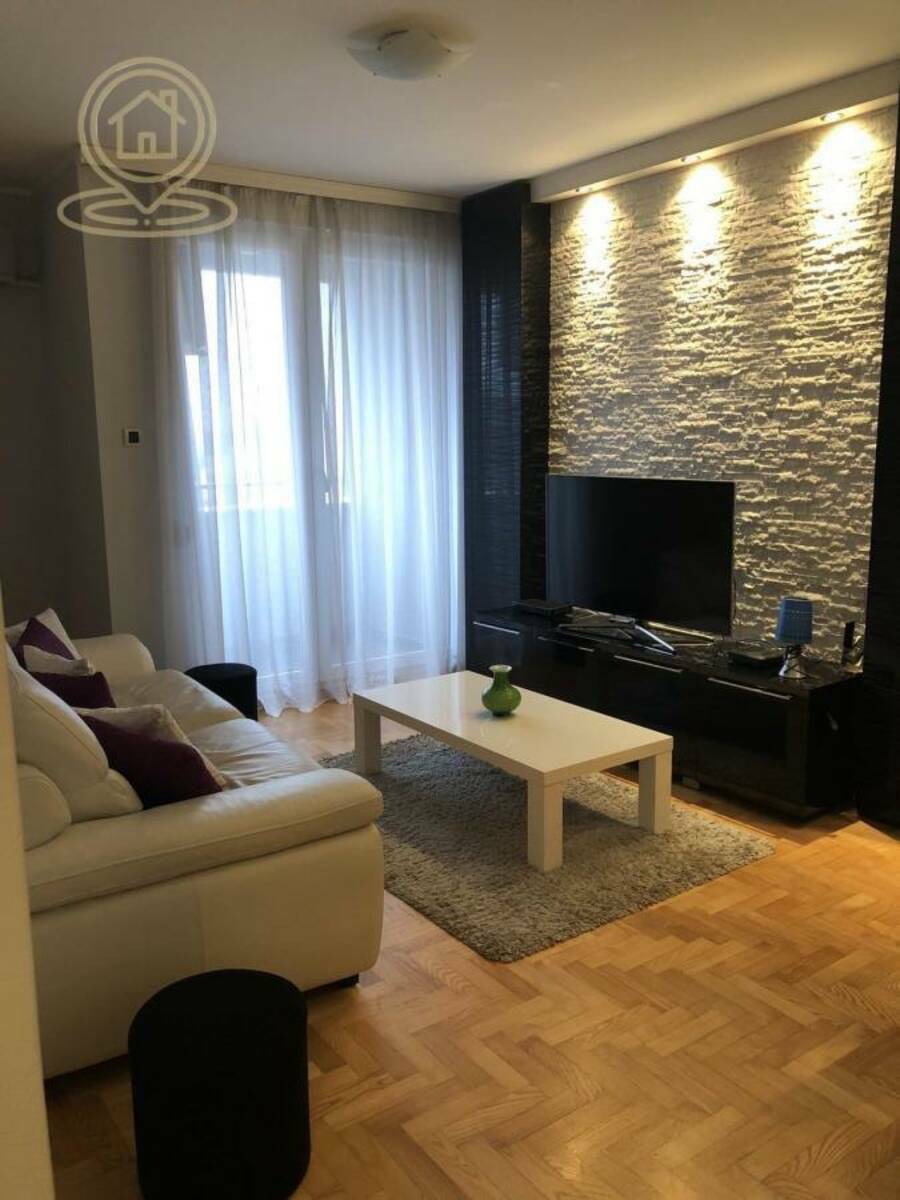 Jednoiposoban stan, Novi Sad | Prodaja · 42m² · 153.000€