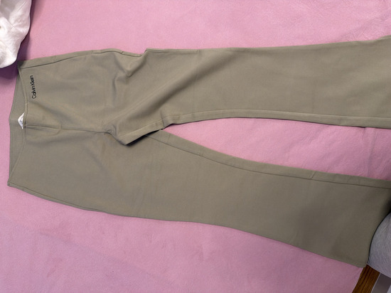 Nove Calvin Klein pantalone