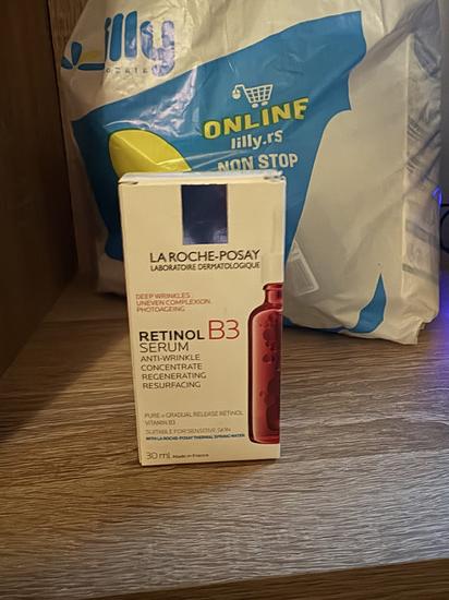 La Roche retinol serum