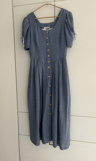 VNTG.  cottage dress REZZ