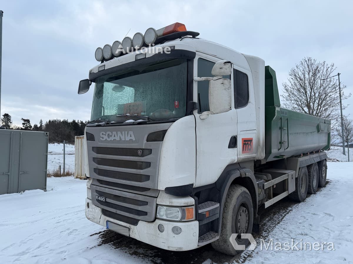 Prodaje se Scania R490 8x4*4 kiper na aukciji