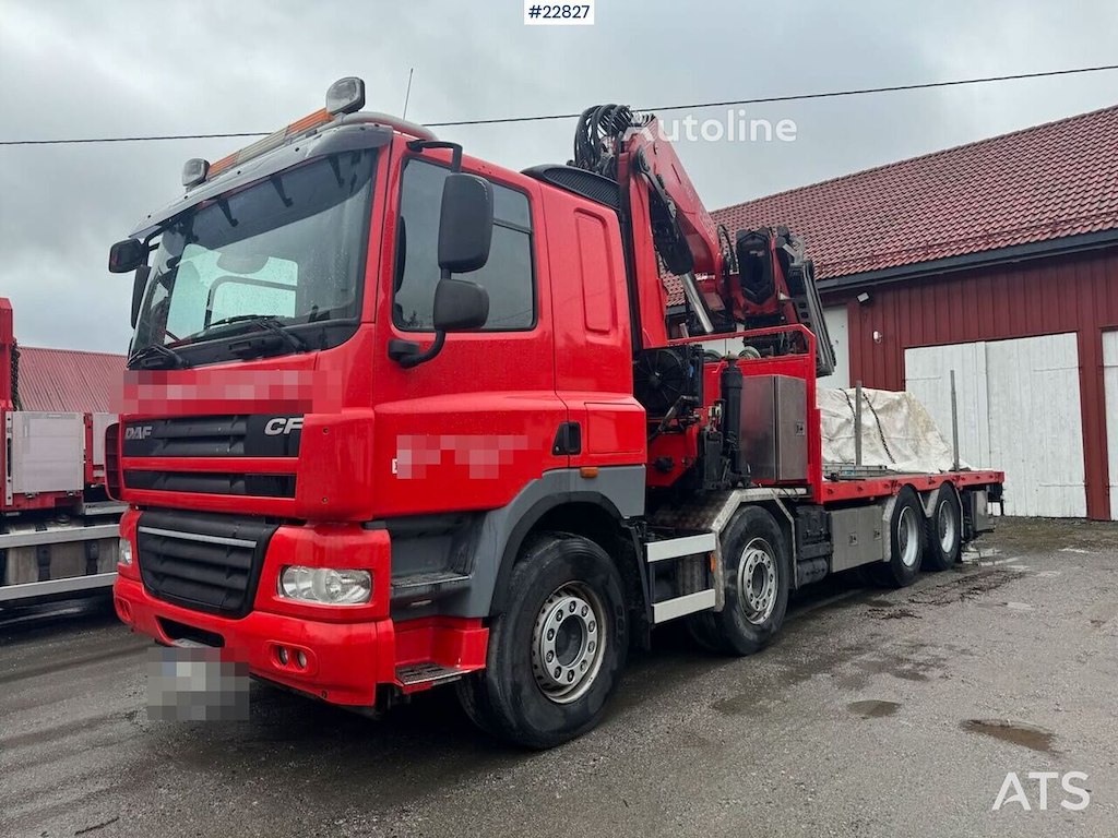 DAF CF85 8x4 Kranbil m/ 66 t/m Fassi kran - Jibb og Vinsj kamion s ravnom platformom