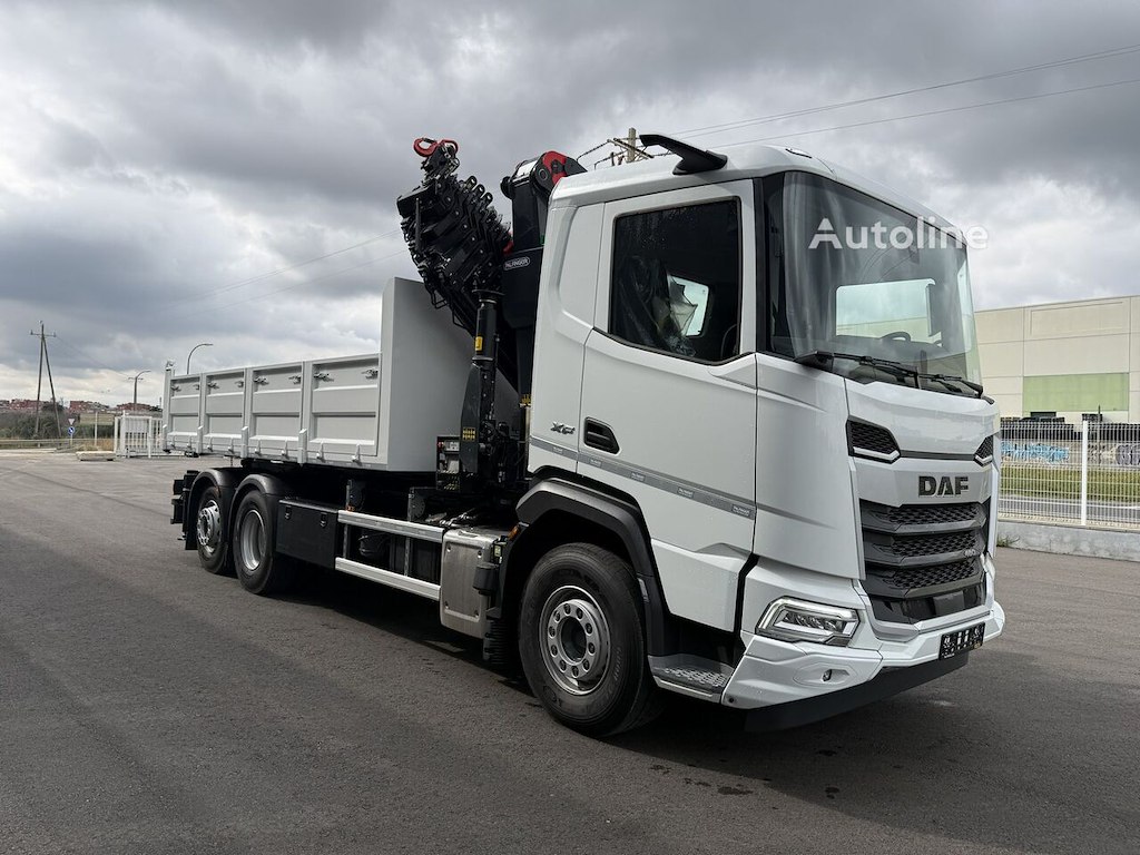 Novi DAF XF 480 kamion s ravnom platformom