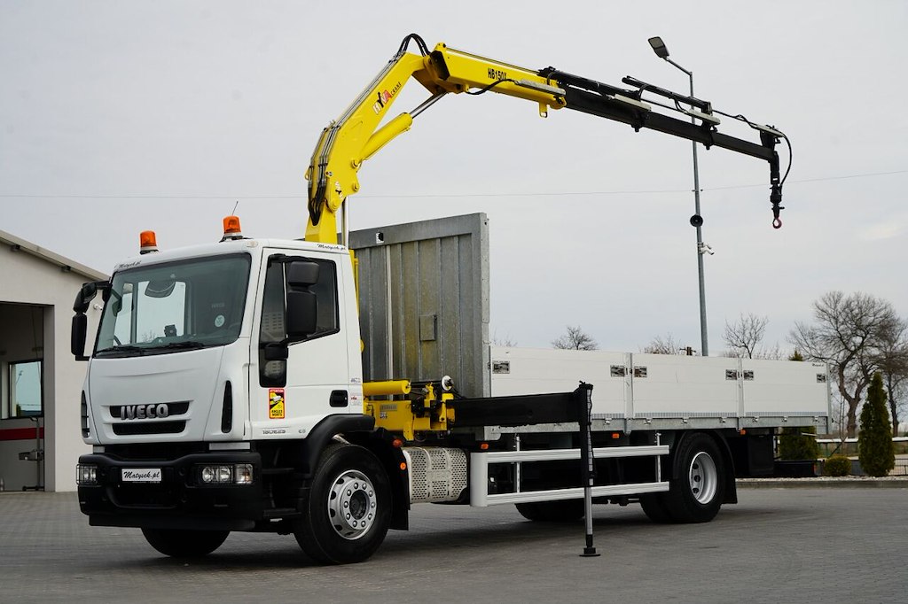 IVECO 180E25 kamion s ravnom platformom