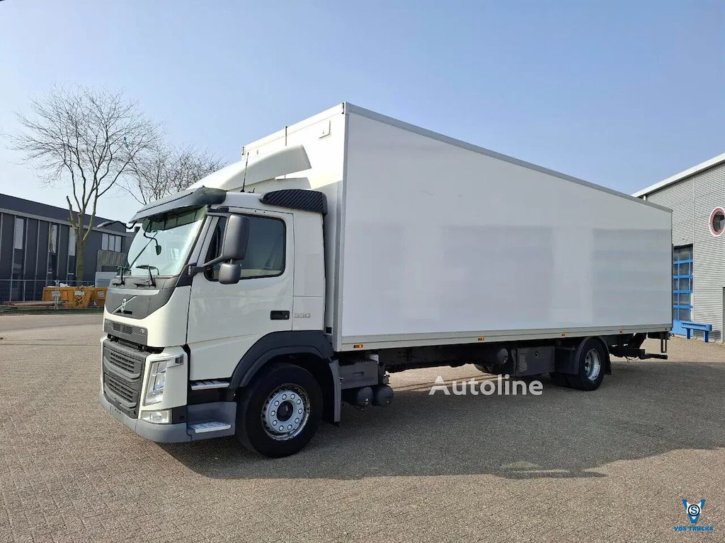 Volvo FM 11.330 / ONLY:422673 KM / ACC / LWDS / DAS / PLATFORM 1500 KG kamion furgon