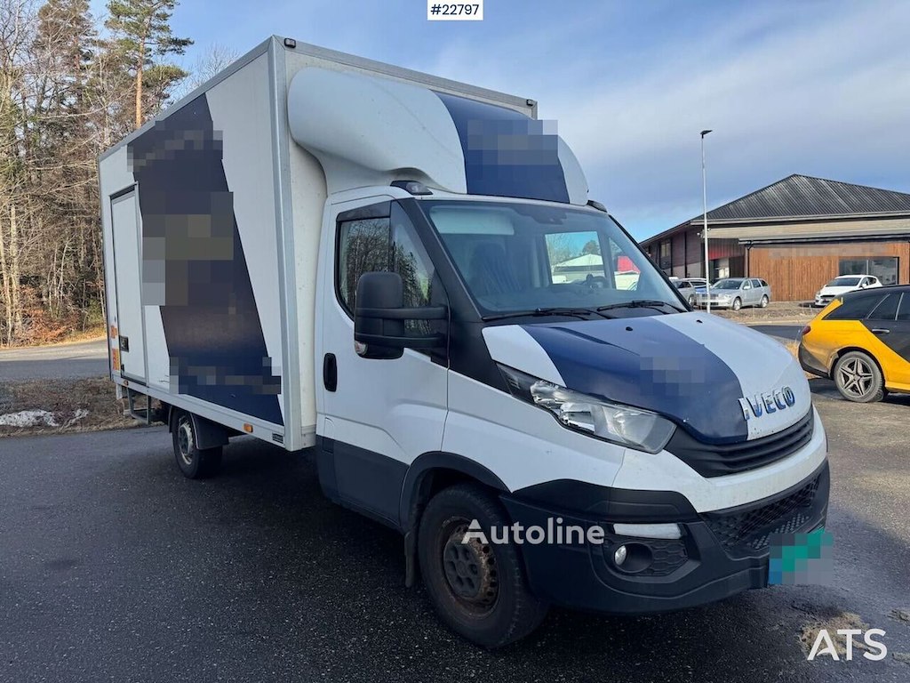IVECO 35S16 Skapbil m/ sidedør og lift kamion furgon