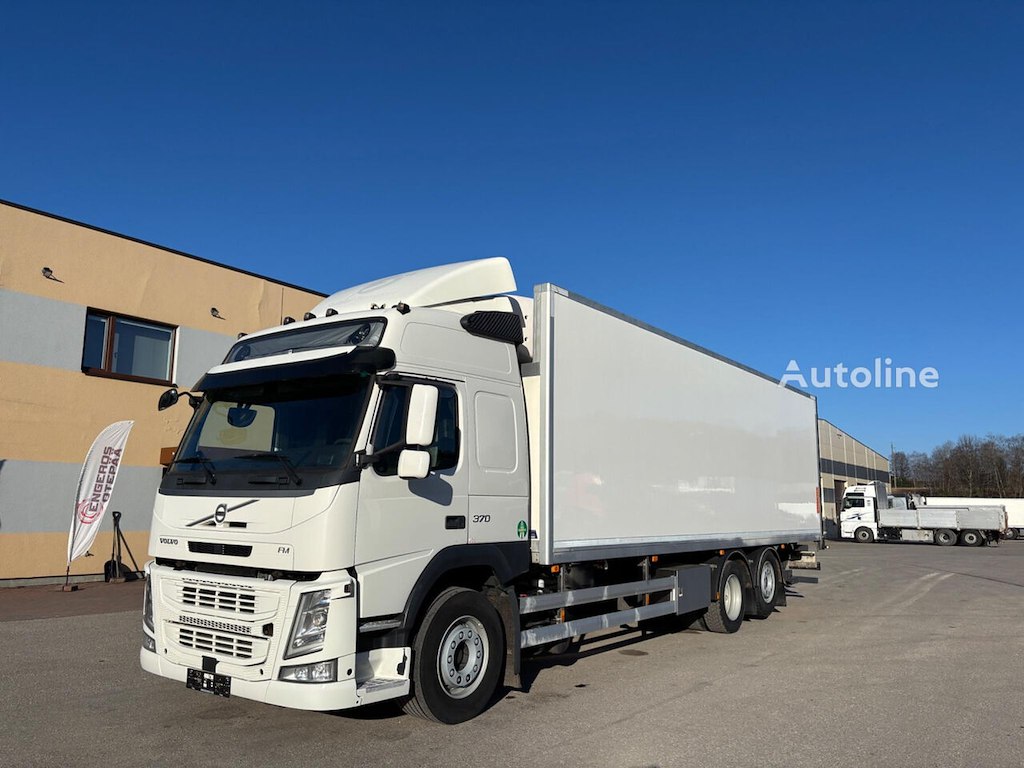 Volvo FM370 6x2*4 EURO6 + CARRIER SUPRA 950 kamion hladnjača