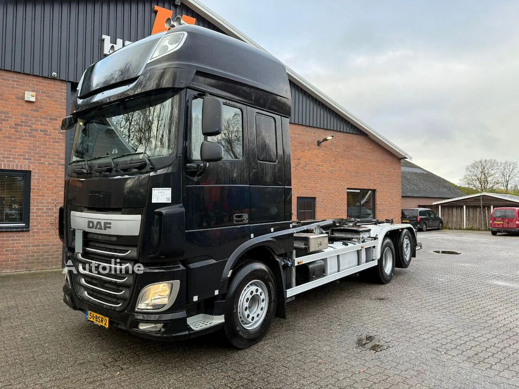 DAF XF 440 6x2 Hyva Haakarm Stuuras 660.119KM! NL Truck kamion rol kiper