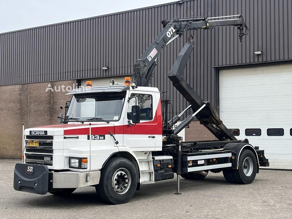 Scania T 93 M - 250 / Manual / Full Steel / Crane / Hooklift / Only 337 kamion rol kiper
