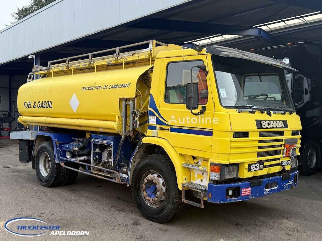 Scania P93 - 280 Fuel tanker autocisterna