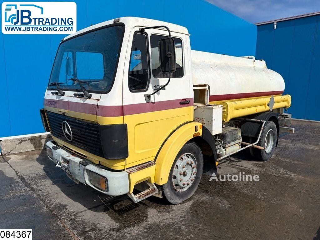 Mercedes-Benz 1013 Manual transmission, PTO, Steel suspension, 1 Comp autocisterna