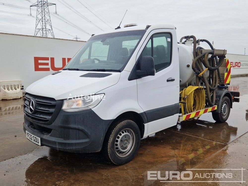 Prodaje se Mercedes-Benz Sprinter 315 kamion s ravnom platformom < 3.5t na aukciji