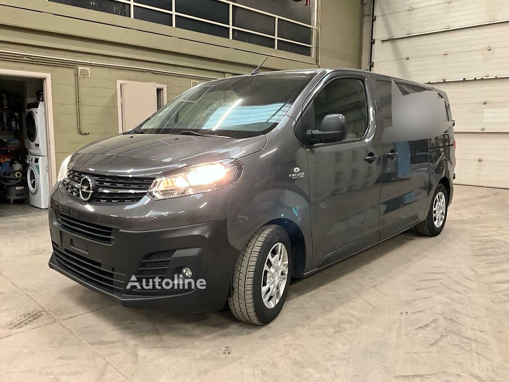 Prodaje se Opel Vivaro minibus furgon na aukciji