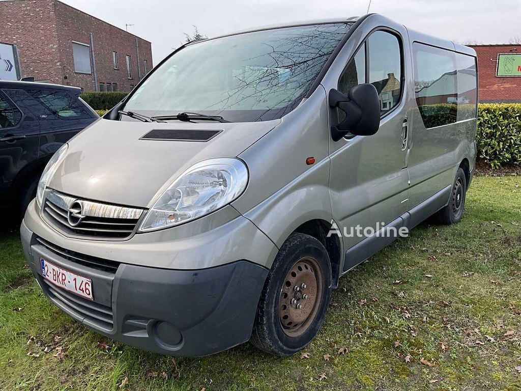 Prodaje se Opel Vivaro minibus furgon na aukciji