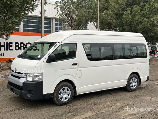 Prodaje se Toyota Hiace putnički minibus na aukciji