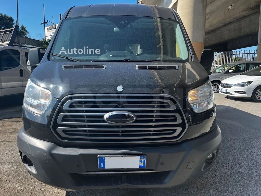 Ford Transit putnički minibus