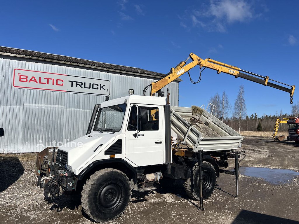 Mercedes-Benz Unimog U90 univerzalna komunalna mašina