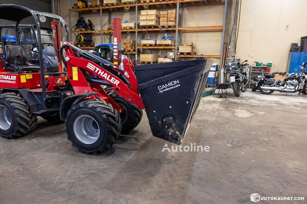 Prodaje se Camion bucket gritter 2.0 m (Euro hitch), Helsinki nošeni rasipač peska na aukciji
