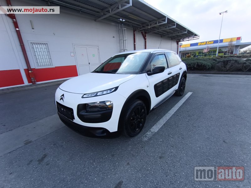 Citroen C4 Cactus 1.2 benzin