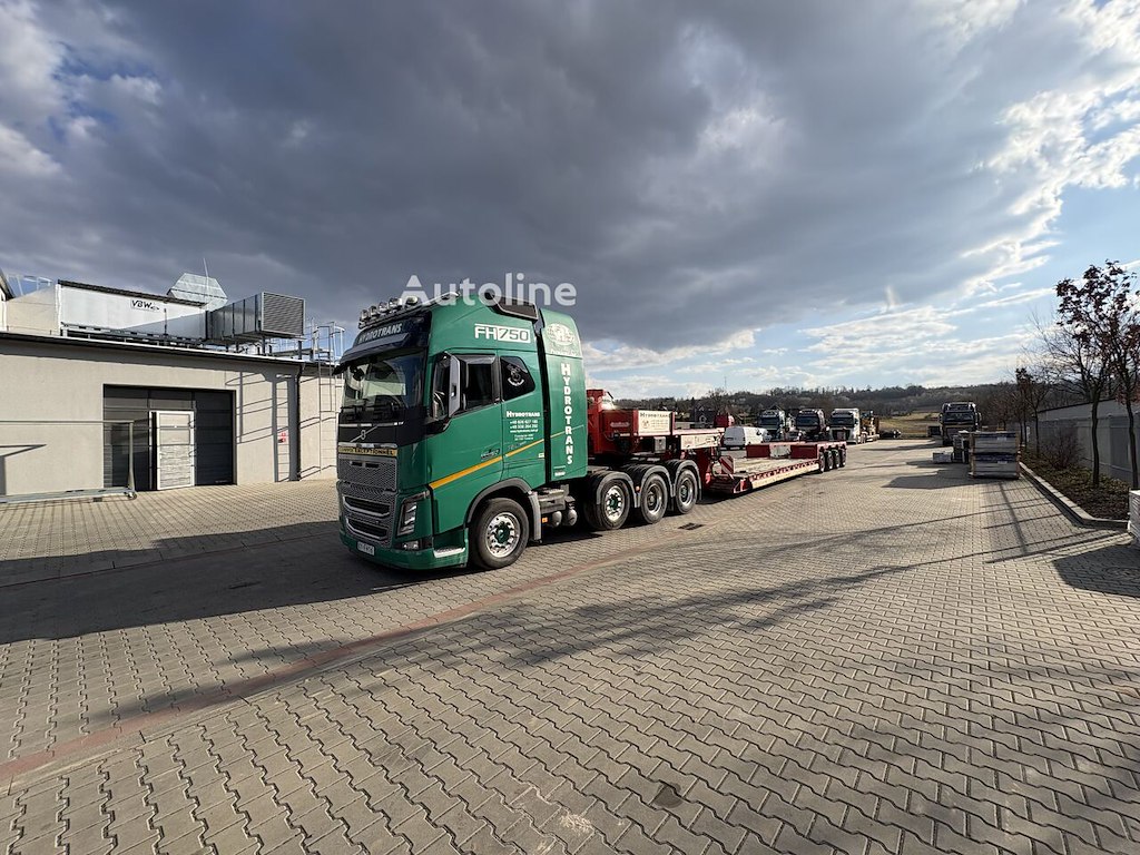 Volvo FH16 750 tegljač + poluprikolica sa niskom platformom