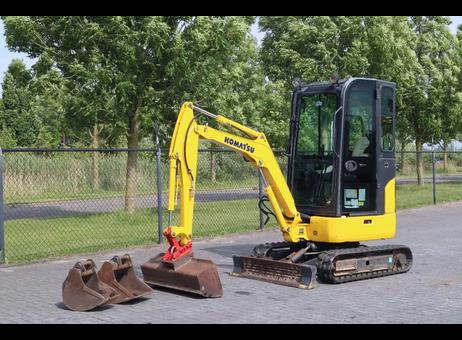 Bager Komatsu PC16R-3HS