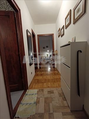 Zemun 39 m2 renoviran