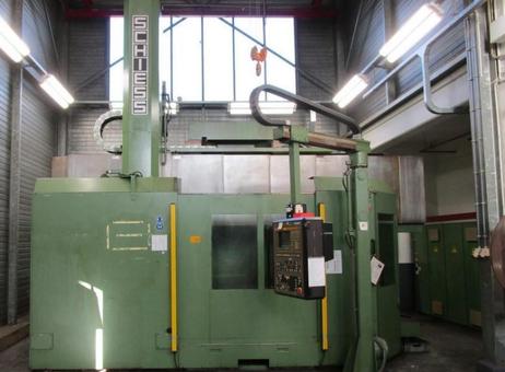 Karuselni strug Schiess 16DS125