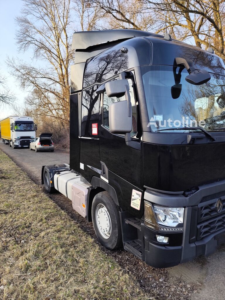 Renault T460 tegljač + poluprikolica sa kliznom ceradom