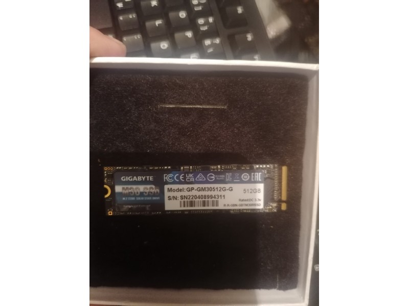 Gigabyte 500gb nvme ssd