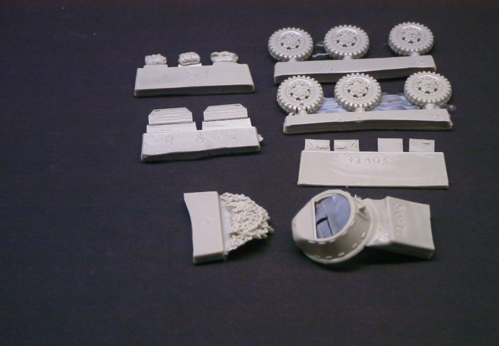 MR Modellbau 72105 Wheels & update set for M8 Greyhound