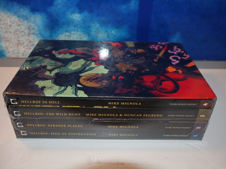 HELLBOY OMNIBUS BOXED SET 1-4 Nekorišćeno
