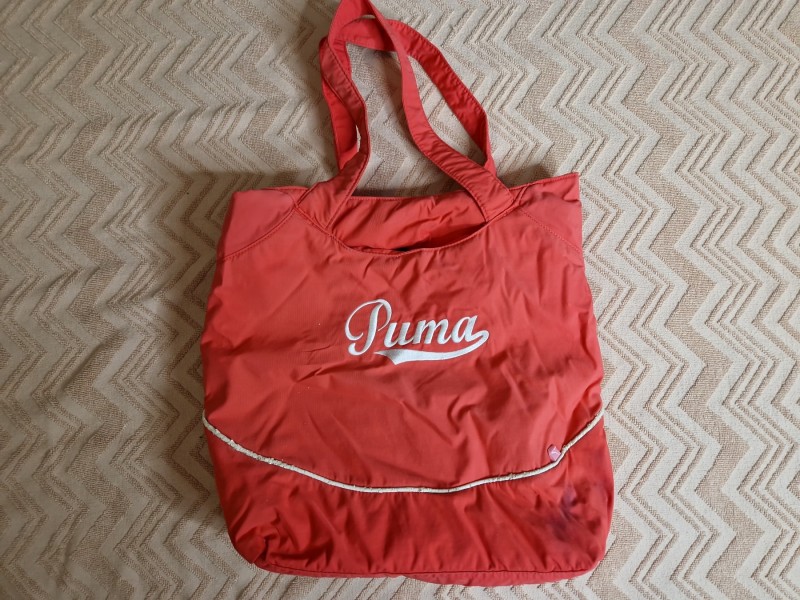 Puma sportska torba crvena – original, praktična