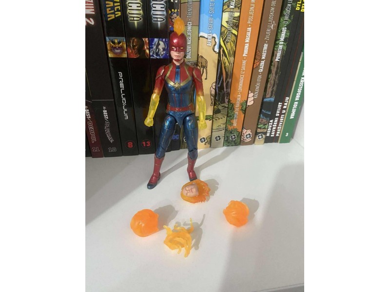 Marvel Legends Captain Marvel