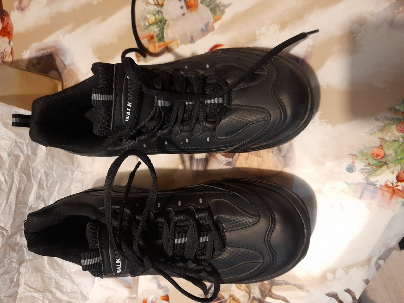 Walkmaxx patike,40