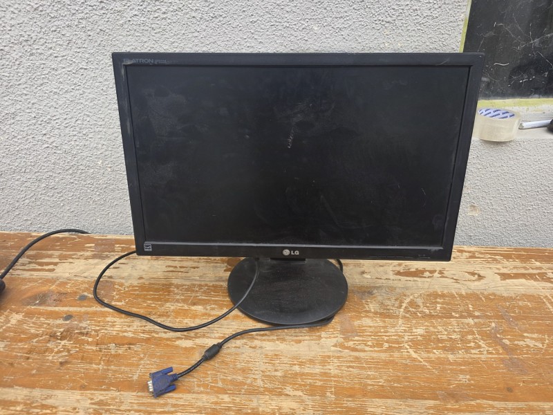 LG monitor