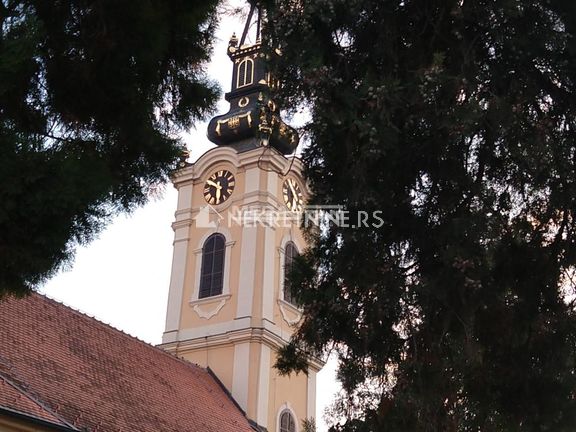Vila na Gardošu, parking, pogled na Dunav