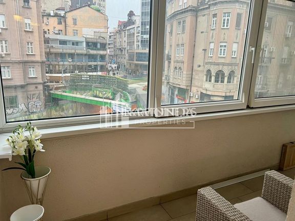 Prodaja stana u samom centru grada, hotel Moskva ID#277
